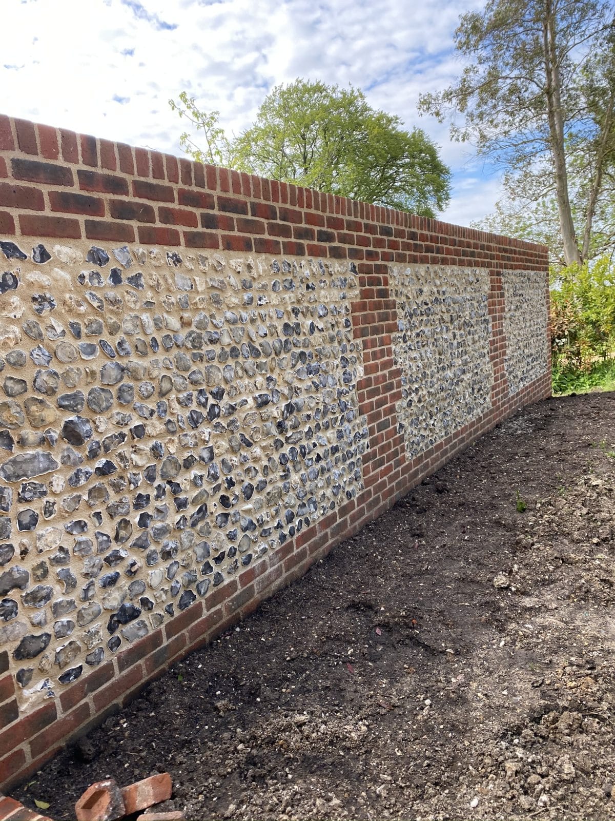 Specialists In Traditional Flintwork - Masters Brickwork & Stonemasonry